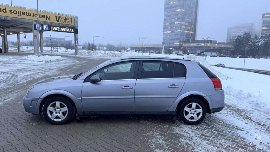 Pelēks Opel Signum 2005 Viļņa, ar dzinēja tilpumu 1.91 L un nobraukumu 210 tūkst. km par 950 €, foto 5 vietnē AUTOMOTO.COM.LV