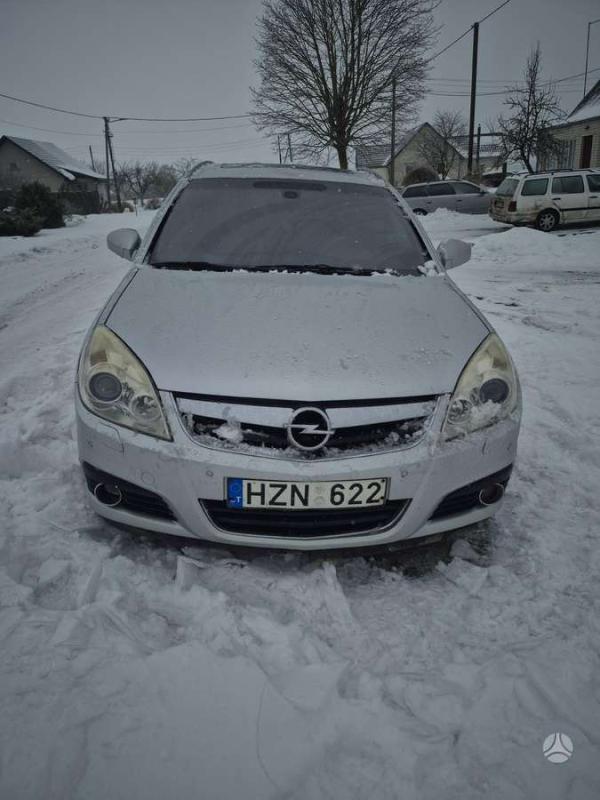 Pelēks Opel Signum 2005 Alīta, ar dzinēja tilpumu 1.91 L un nobraukumu 271 tūkst. km par 1000 €, foto 1 vietnē AUTOMOTO.COM.LV