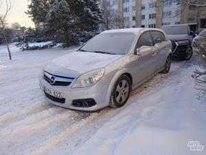Grey Opel Signum 2005 in Kaunas, with an engine capacity of 1.90 L and mileage of 276 thousand km for 800 €, photo 4 on AUTOMOTO.COM.LV