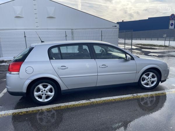 Grey Opel Signum 2005 in Kaunas, with an engine capacity of 1.90 L and mileage of 250 thousand km for 1300 €, photo 7 on AUTOMOTO.COM.LV