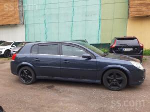 Pelēks Opel Signum 2005 Daugavpils, ar dzinēja tilpumu 1.90 L un nobraukumu 0 tūkst. km par 1750 €, foto 5 vietnē AUTOMOTO.COM.LV
