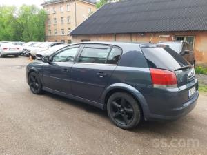Pelēks Opel Signum 2005 Daugavpils, ar dzinēja tilpumu 1.90 L un nobraukumu 0 tūkst. km par 1750 €, foto 8 vietnē AUTOMOTO.COM.LV