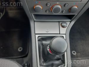 Pelēks Opel Signum 2005 Daugavpils, ar dzinēja tilpumu 1.90 L un nobraukumu 0 tūkst. km par 1750 €, foto 16 vietnē AUTOMOTO.COM.LV