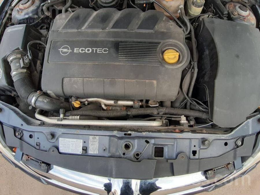 Pelēks Opel Signum 2005 Daugavpils, ar dzinēja tilpumu 1.90 L un nobraukumu 0 tūkst. km par 1750 €, foto 21 vietnē AUTOMOTO.COM.LV
