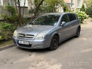 Grey Opel Signum 2005 in Riga, with an engine capacity of 1.90 L and mileage of 262 thousand km for 1350 €, photo  on AUTOMOTO.COM.LV