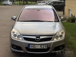 Pelēks Opel Signum 2005 Jūrmala, ar dzinēja tilpumu 1.90 L un nobraukumu 189 tūkst. km par 1600 €, foto 7 vietnē AUTOMOTO.COM.LV