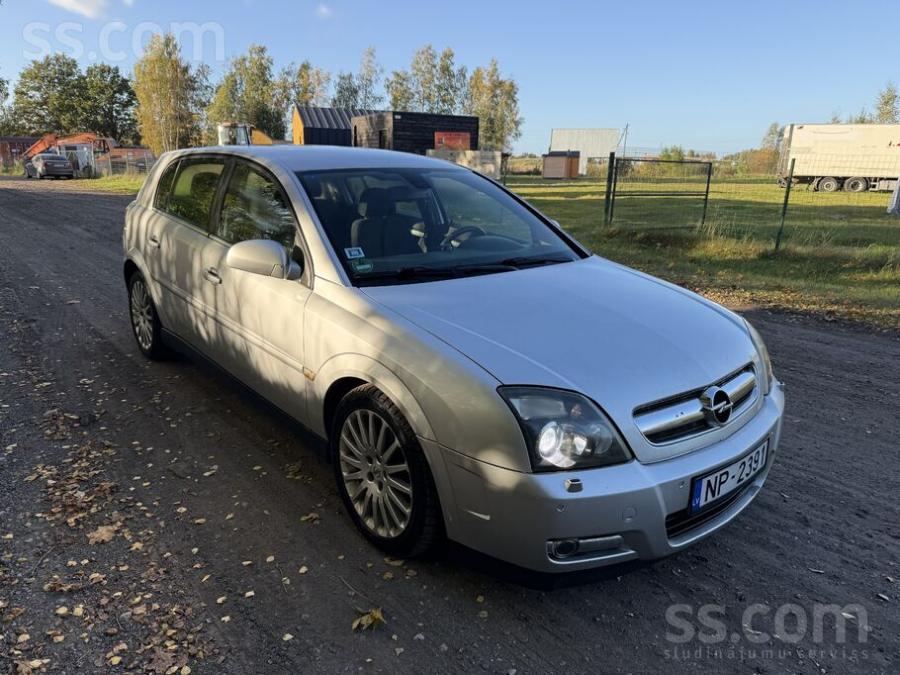 Pelēks Opel Signum 2005 Rīga, ar dzinēja tilpumu 1.90 L un nobraukumu 204 tūkst. km par 900 €, foto 3 vietnē AUTOMOTO.COM.LV