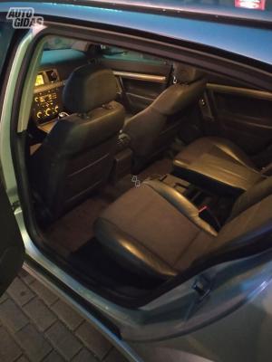 Grey Opel Signum 2006 in Vilnius, with an engine capacity of 1.90 L and mileage of 352 thousand km for 1499 €, photo 19 on AUTOMOTO.COM.LV