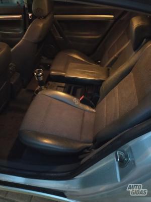 Grey Opel Signum 2006 in Vilnius, with an engine capacity of 1.90 L and mileage of 352 thousand km for 1399 €, photo 22 on AUTOMOTO.COM.LV