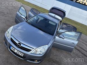 Pelēks Opel Signum 2006 Daugavpils, ar dzinēja tilpumu 1.90 L un nobraukumu 314 tūkst. km par 1950 €, foto 35 vietnē AUTOMOTO.COM.LV