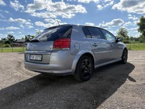Pelēks Opel Signum 2006 Daugavpils, ar dzinēja tilpumu 1.90 L un nobraukumu 314 tūkst. km par 1950 €, foto 6 vietnē AUTOMOTO.COM.LV