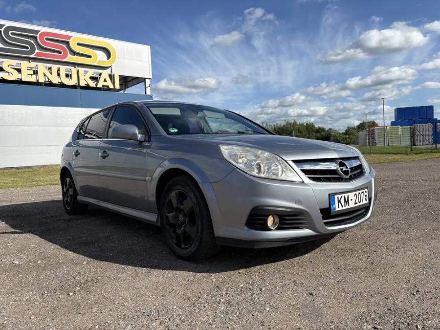 Pelēks Opel Signum 2006 Daugavpils, ar dzinēja tilpumu 1.90 L un nobraukumu 314 tūkst. km par 1950 €, foto 8 vietnē AUTOMOTO.COM.LV