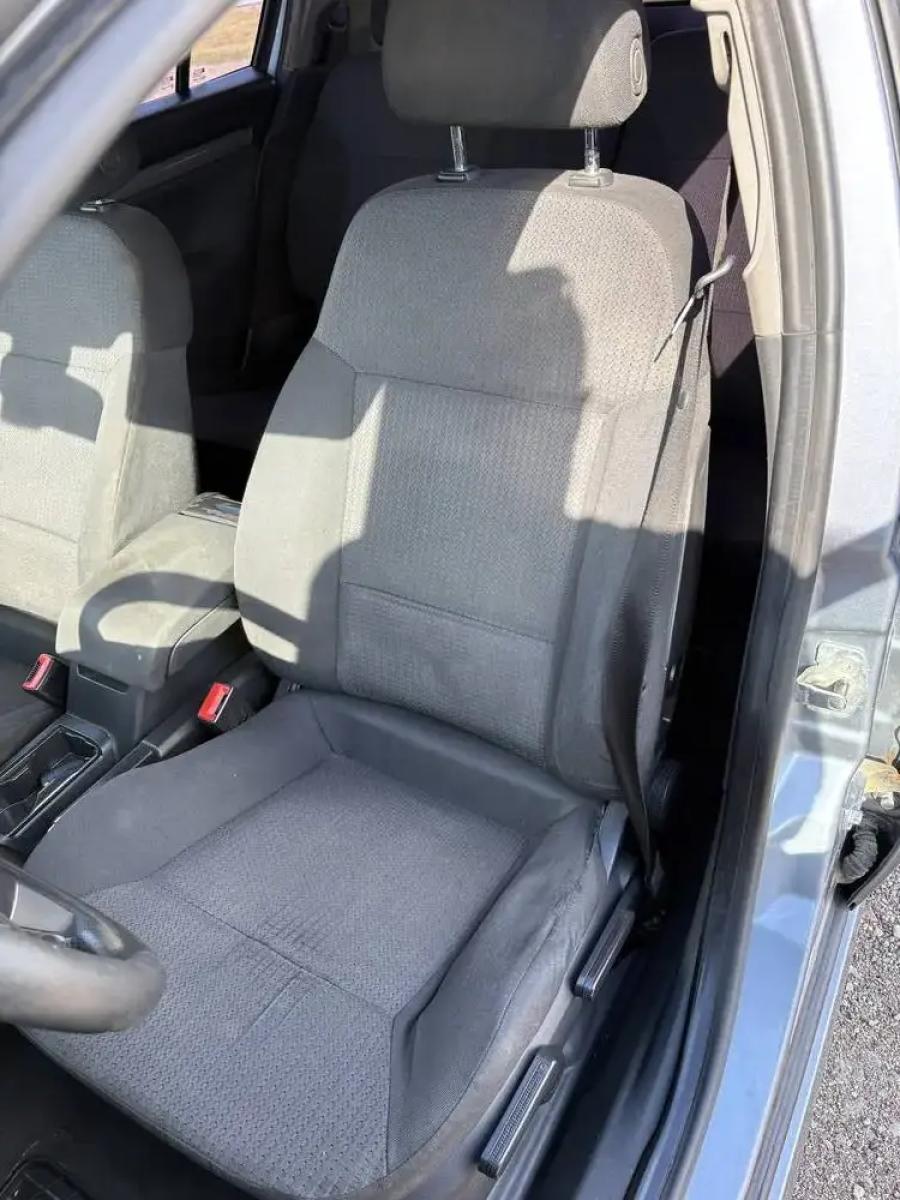 Pelēks Opel Signum 2006 Daugavpils, ar dzinēja tilpumu 1.90 L un nobraukumu 314 tūkst. km par 1950 €, foto 20 vietnē AUTOMOTO.COM.LV