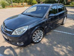 Grey Opel Signum 2006 in Vilkaviskis, with an engine capacity of 1.91 L and mileage of 264 thousand km for 1700 €, photo  on AUTOMOTO.COM.LV