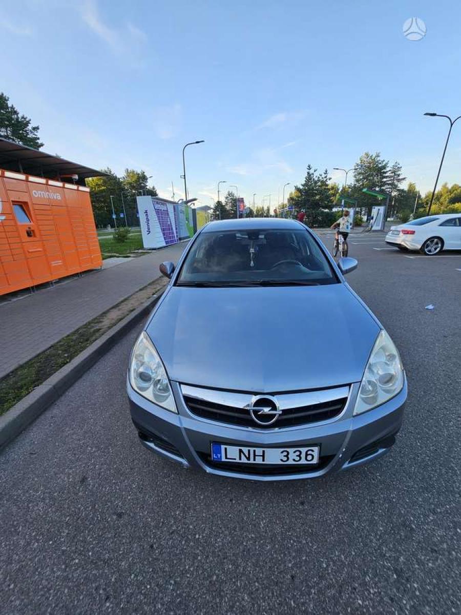Pelēks Opel Signum 2006 Viļņa, ar dzinēja tilpumu 1.91 L un nobraukumu 308 tūkst. km par 1300 €, foto 1 vietnē AUTOMOTO.COM.LV