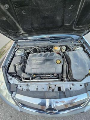 Pelēks Opel Signum 2006 Viļņa, ar dzinēja tilpumu 1.91 L un nobraukumu 308 tūkst. km par 1300 €, foto 7 vietnē AUTOMOTO.COM.LV