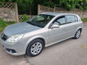 Grey Opel Signum 2006 in Kaunas, with an engine capacity of 2.20 L and mileage of 287 thousand km for 1200 €, photo  on AUTOMOTO.COM.LV
