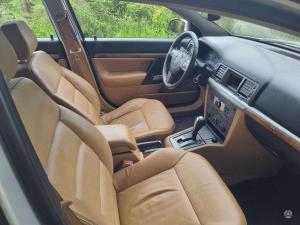 Grey Opel Signum 2006 in Kaunas, with an engine capacity of 2.20 L and mileage of 287 thousand km for 1200 €, photo 8 on AUTOMOTO.COM.LV
