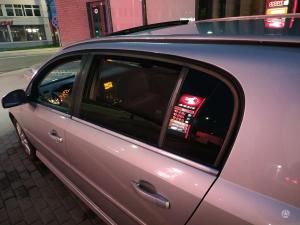 Pelēks Opel Signum 2006 Viļņa, ar dzinēja tilpumu 1.91 L un nobraukumu 352 tūkst. km par 1494 €, foto 10 vietnē AUTOMOTO.COM.LV