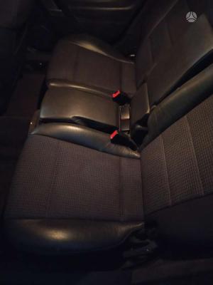 Pelēks Opel Signum 2006 Viļņa, ar dzinēja tilpumu 1.91 L un nobraukumu 352 tūkst. km par 1494 €, foto 13 vietnē AUTOMOTO.COM.LV