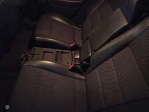 Pelēks Opel Signum 2006 Viļņa, ar dzinēja tilpumu 1.91 L un nobraukumu 352 tūkst. km par 1494 €, foto 14 vietnē AUTOMOTO.COM.LV