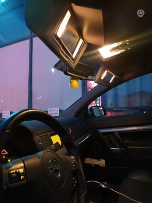 Pelēks Opel Signum 2006 Viļņa, ar dzinēja tilpumu 1.91 L un nobraukumu 352 tūkst. km par 1494 €, foto 16 vietnē AUTOMOTO.COM.LV