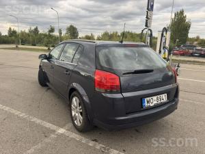 Pelēks Opel Signum 2006 Jelgava, ar dzinēja tilpumu 1.90 L un nobraukumu 250 tūkst. km par 1950 €, foto 3 vietnē AUTOMOTO.COM.LV