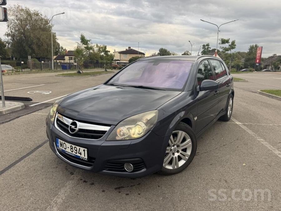 Pelēks Opel Signum 2006 Jelgava, ar dzinēja tilpumu 1.90 L un nobraukumu 250 tūkst. km par 1950 €, foto 4 vietnē AUTOMOTO.COM.LV