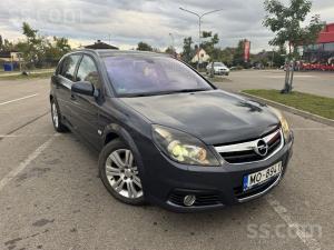 Pelēks Opel Signum 2006 Jelgava, ar dzinēja tilpumu 1.90 L un nobraukumu 250 tūkst. km par 1950 €, foto 5 vietnē AUTOMOTO.COM.LV