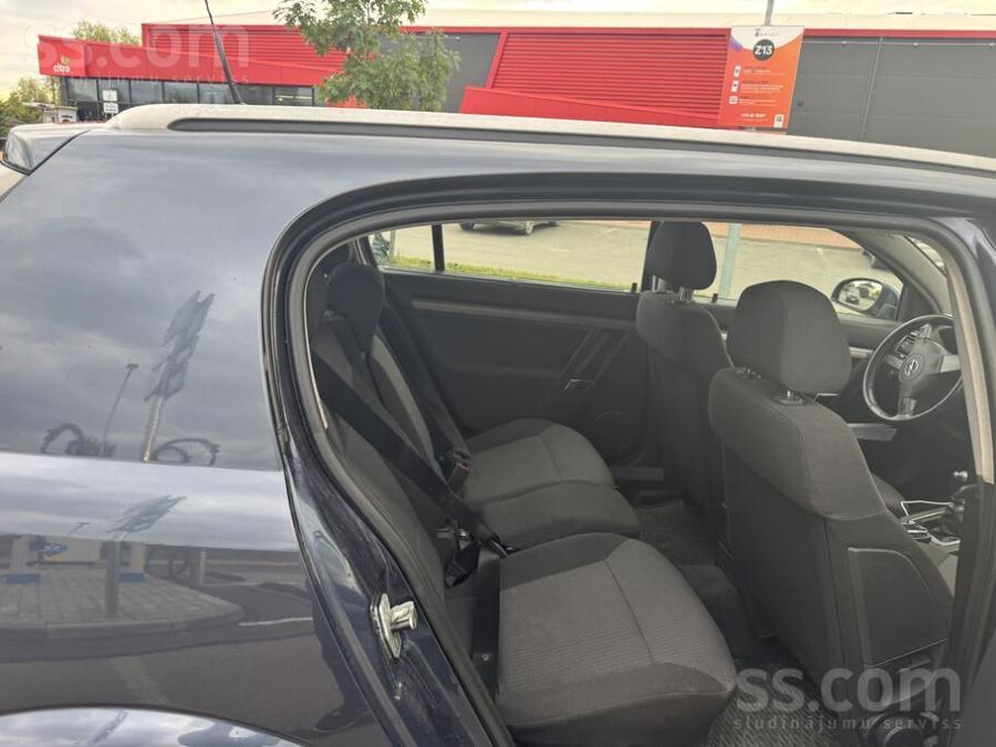 Pelēks Opel Signum 2006 Jelgava, ar dzinēja tilpumu 1.90 L un nobraukumu 250 tūkst. km par 1950 €, foto 8 vietnē AUTOMOTO.COM.LV