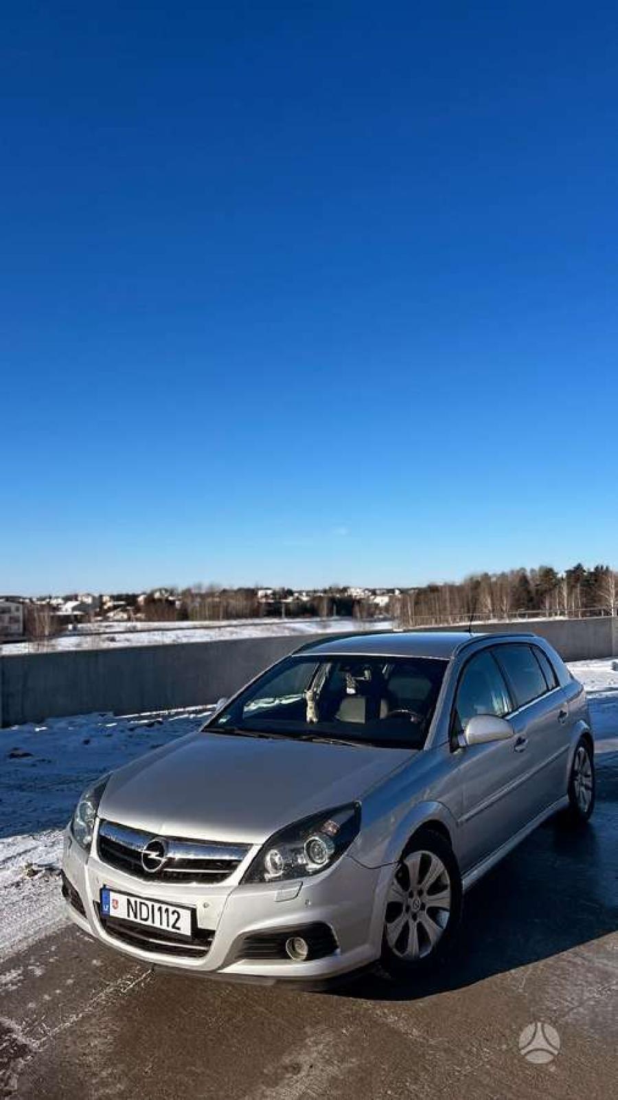 Pelēks Opel Signum 2007 Viļņa, ar dzinēja tilpumu 1.91 L un nobraukumu 412 tūkst. km par 1850 €, foto 1 vietnē AUTOMOTO.COM.LV