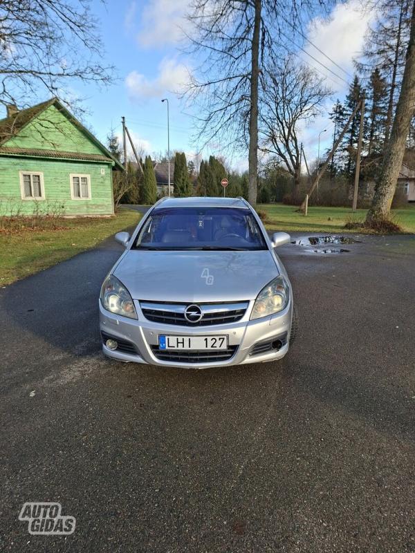 Pelēks Opel Signum 2007 Anykščiai, ar dzinēja tilpumu 1.90 L un nobraukumu 312 tūkst. km par 780 €, foto 6 vietnē AUTOMOTO.COM.LV