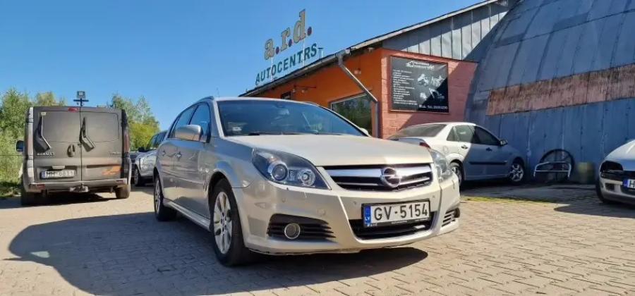 Pelēks Opel Signum 2007 Valmiera, ar dzinēja tilpumu 1.90 L un nobraukumu 369 tūkst. km par 1600 €, foto 1 vietnē AUTOMOTO.COM.LV