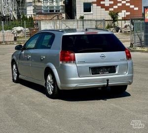 Grey Opel Signum 2007 in Kretinga, with an engine capacity of 1.90 L and mileage of 333 thousand km for 2250 €, photo 7 on AUTOMOTO.COM.LV