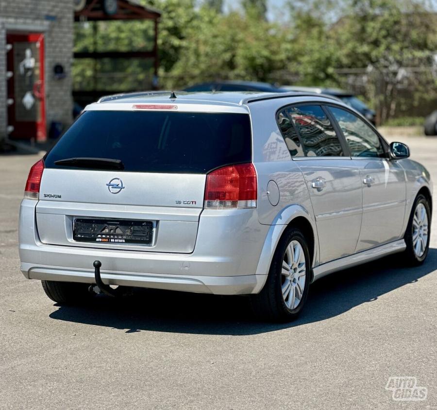 Grey Opel Signum 2007 in Kretinga, with an engine capacity of 1.90 L and mileage of 333 thousand km for 2250 €, photo 9 on AUTOMOTO.COM.LV