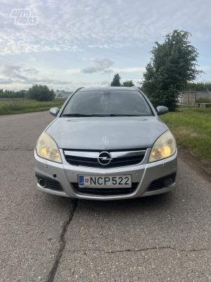 Grey Opel Signum 2007 in Siauliai, with an engine capacity of 1.90 L and mileage of 385 thousand km for 1200 €, photo 15 on AUTOMOTO.COM.LV