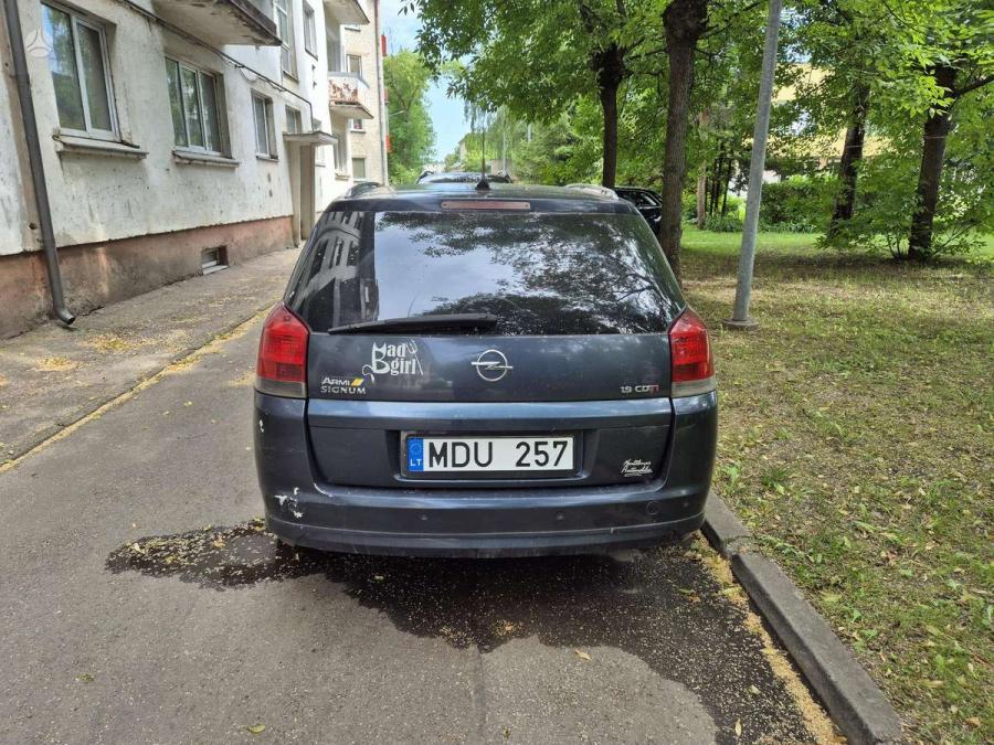 Pelēks Opel Signum 2007 Kauņa, ar dzinēja tilpumu 1.91 L un nobraukumu 335 tūkst. km par 800 €, foto 5 vietnē AUTOMOTO.COM.LV