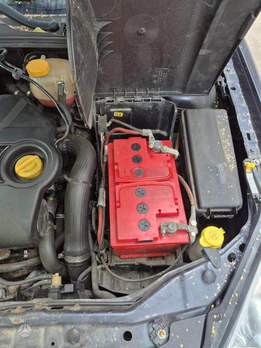 Pelēks Opel Signum 2007 Kauņa, ar dzinēja tilpumu 1.91 L un nobraukumu 335 tūkst. km par 800 €, foto 13 vietnē AUTOMOTO.COM.LV