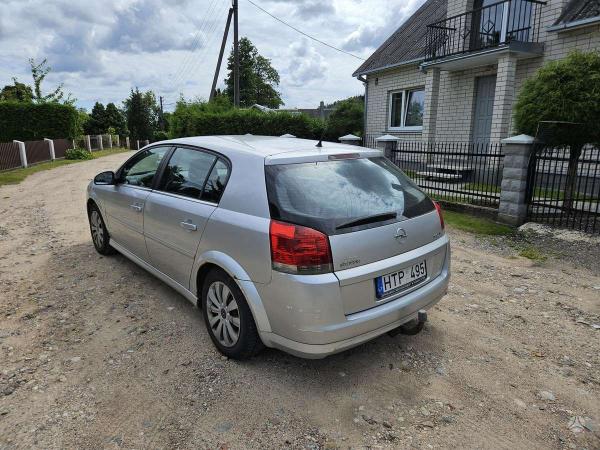 Grey Opel Signum 2007 in Prienai, with an engine capacity of 1.91 L and mileage of 324 thousand km for 1000 €, photo 5 on AUTOMOTO.COM.LV