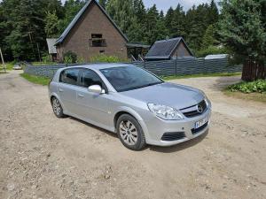 Grey Opel Signum 2007 in Prienai, with an engine capacity of 1.91 L and mileage of 324 thousand km for 1000 €, photo 8 on AUTOMOTO.COM.LV