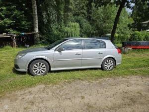 Grey Opel Signum 2007 in Prienai, with an engine capacity of 1.91 L and mileage of 324 thousand km for 1000 €, photo 12 on AUTOMOTO.COM.LV