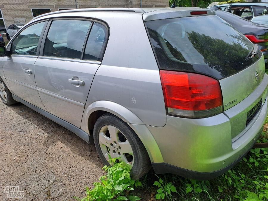 Pelēks Opel Signum 2007 Klaipėda, ar dzinēja tilpumu 2.20 L un nobraukumu 220 tūkst. km par 1050 €, foto 6 vietnē AUTOMOTO.COM.LV