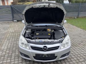 Grey Opel Signum 2008 in Alytus, with an engine capacity of 1.90 L and mileage of 326 thousand km for 2200 €, photo 12 on AUTOMOTO.COM.LV