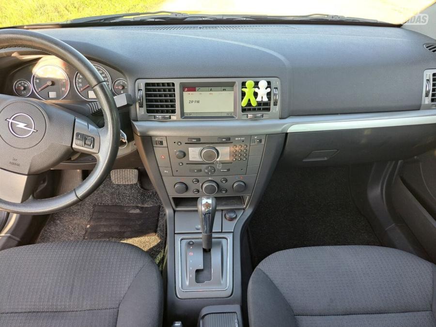Pelēks Opel Signum 2008 Kauņa, ar dzinēja tilpumu 1.90 L un nobraukumu 275 tūkst. km par 1690 €, foto 30 vietnē AUTOMOTO.COM.LV