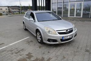 Pelēks Opel Signum 2008 Viļņa, ar dzinēja tilpumu 1.90 L un nobraukumu 284 tūkst. km par 1900 €, foto 4 vietnē AUTOMOTO.COM.LV