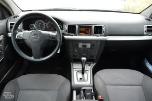 Pelēks Opel Signum 2008 Viļņa, ar dzinēja tilpumu 1.90 L un nobraukumu 284 tūkst. km par 1900 €, foto 12 vietnē AUTOMOTO.COM.LV