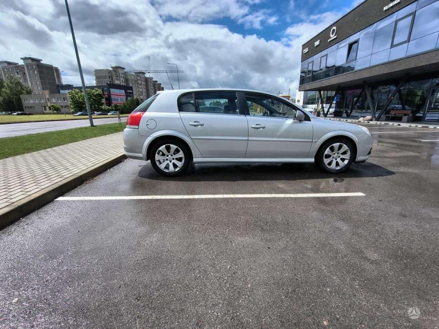 Pelēks Opel Signum 2008 Kauņa, ar dzinēja tilpumu 1.91 L un nobraukumu 225 tūkst. km par 1500 €, foto 10 vietnē AUTOMOTO.COM.LV