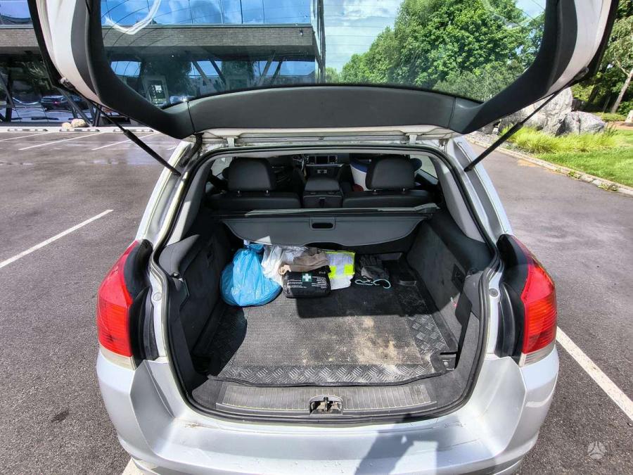 Pelēks Opel Signum 2008 Kauņa, ar dzinēja tilpumu 1.91 L un nobraukumu 225 tūkst. km par 1500 €, foto 17 vietnē AUTOMOTO.COM.LV