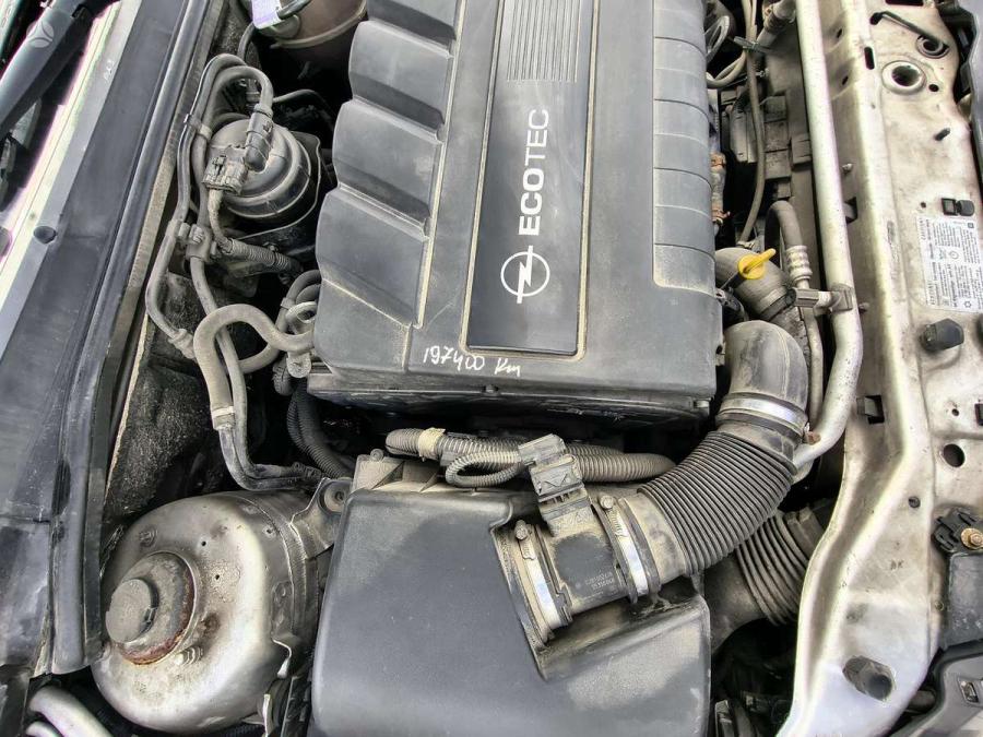 Pelēks Opel Signum 2008 Kauņa, ar dzinēja tilpumu 1.91 L un nobraukumu 225 tūkst. km par 1500 €, foto 23 vietnē AUTOMOTO.COM.LV