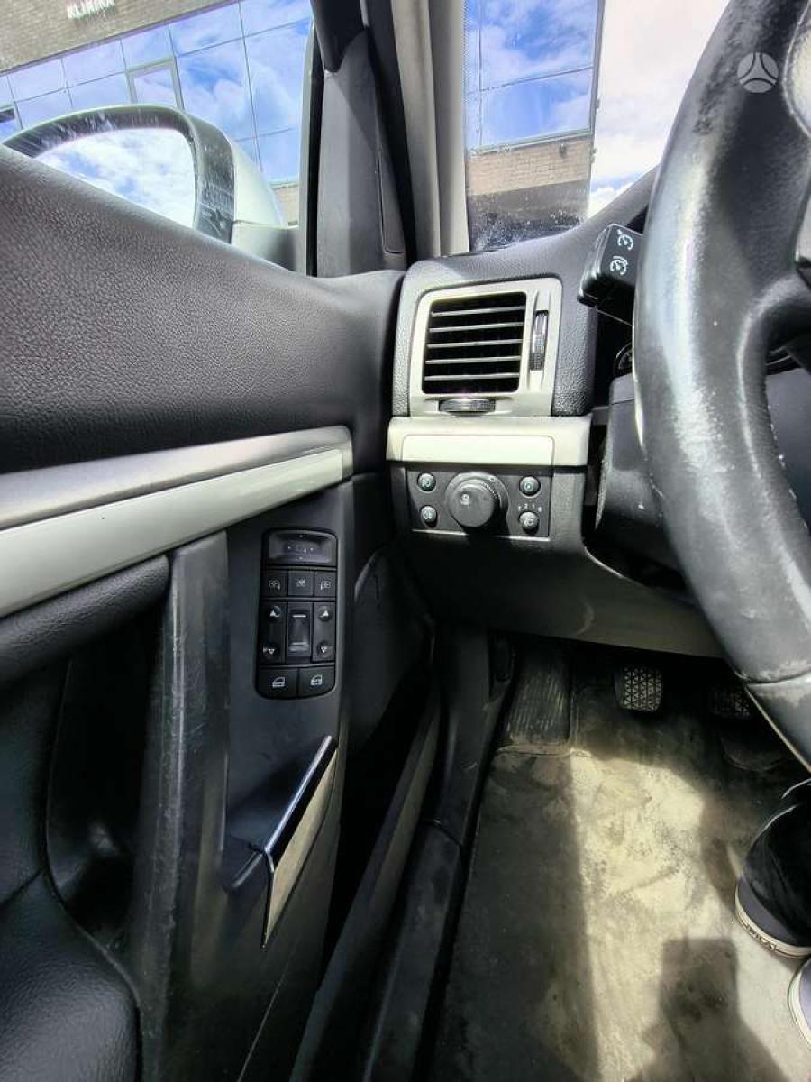 Pelēks Opel Signum 2008 Kauņa, ar dzinēja tilpumu 1.91 L un nobraukumu 225 tūkst. km par 1500 €, foto 27 vietnē AUTOMOTO.COM.LV